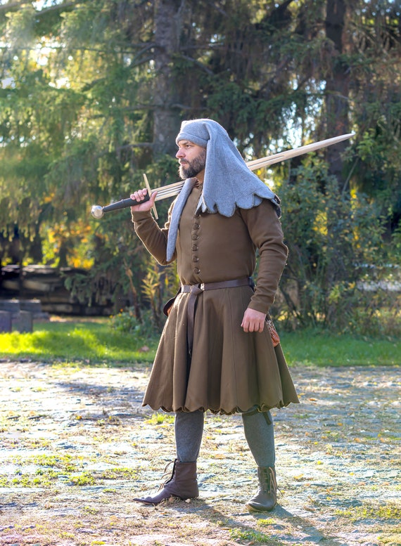 Mens Cotehardie Pattern