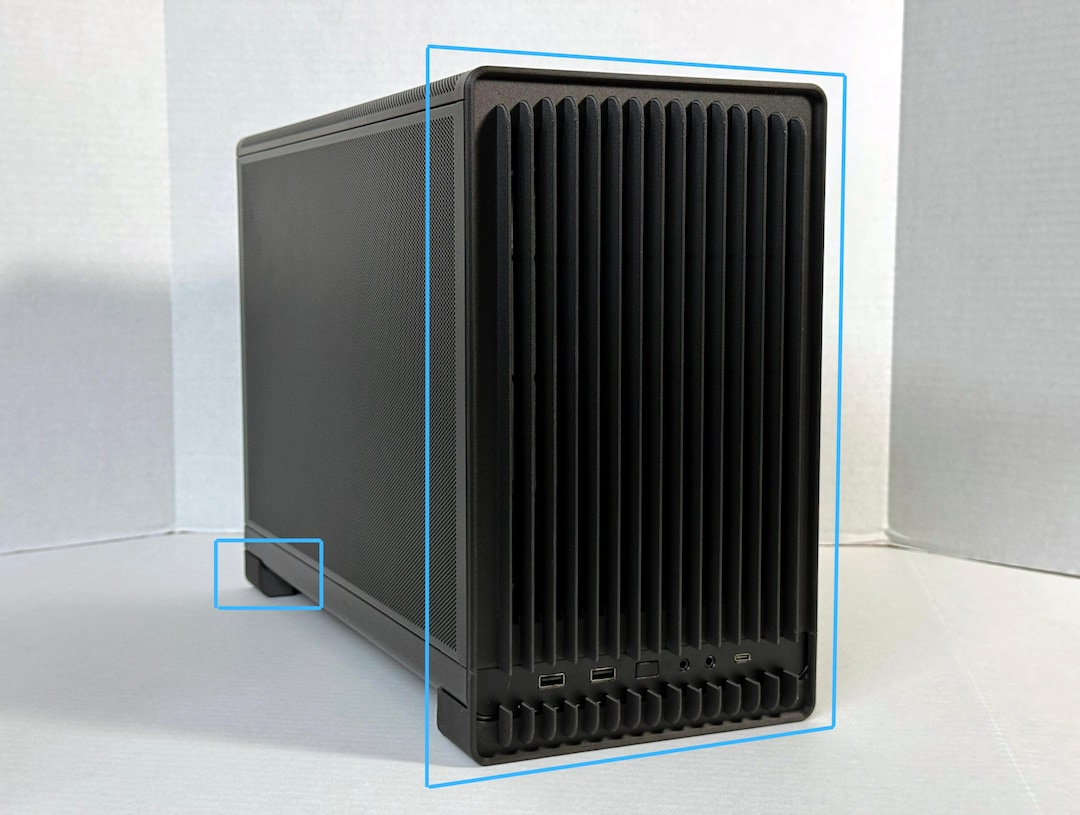 Lian Li A3 WS Performance Panel + Foot Kit - Etsy