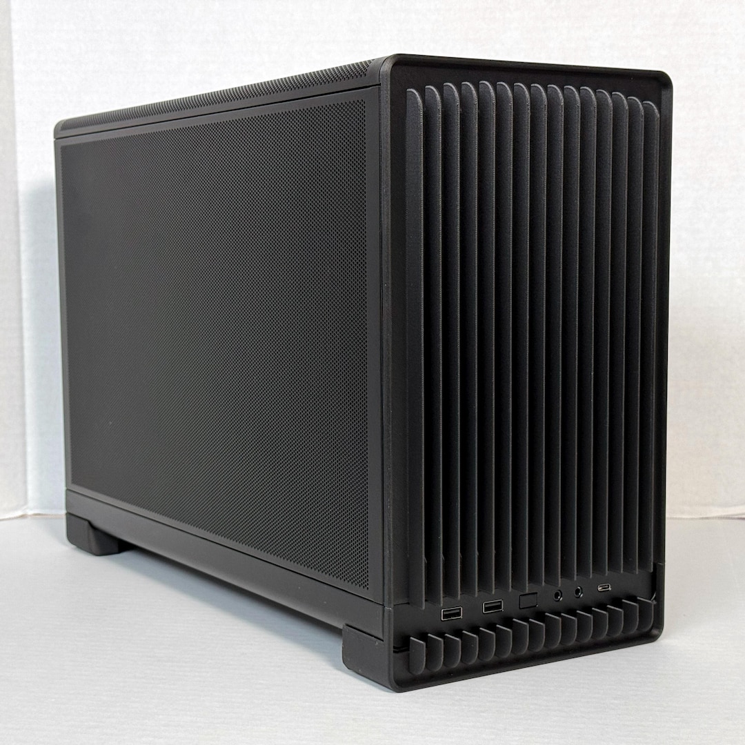 Lian Li A3 WS Performance Kit - Front Panel and Case Feet - Etsy