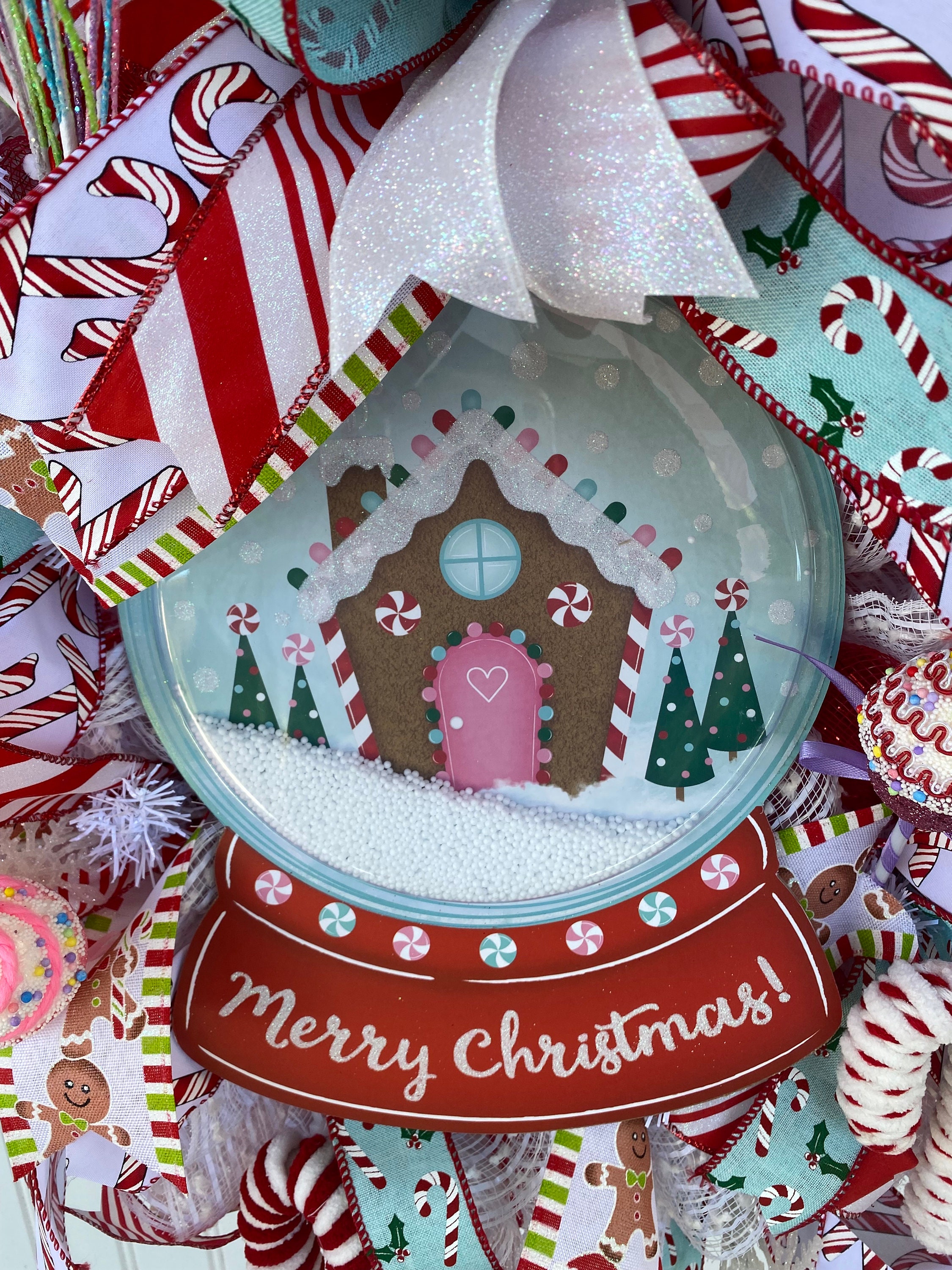 Gingerbread Snow Globe Wreath - Etsy