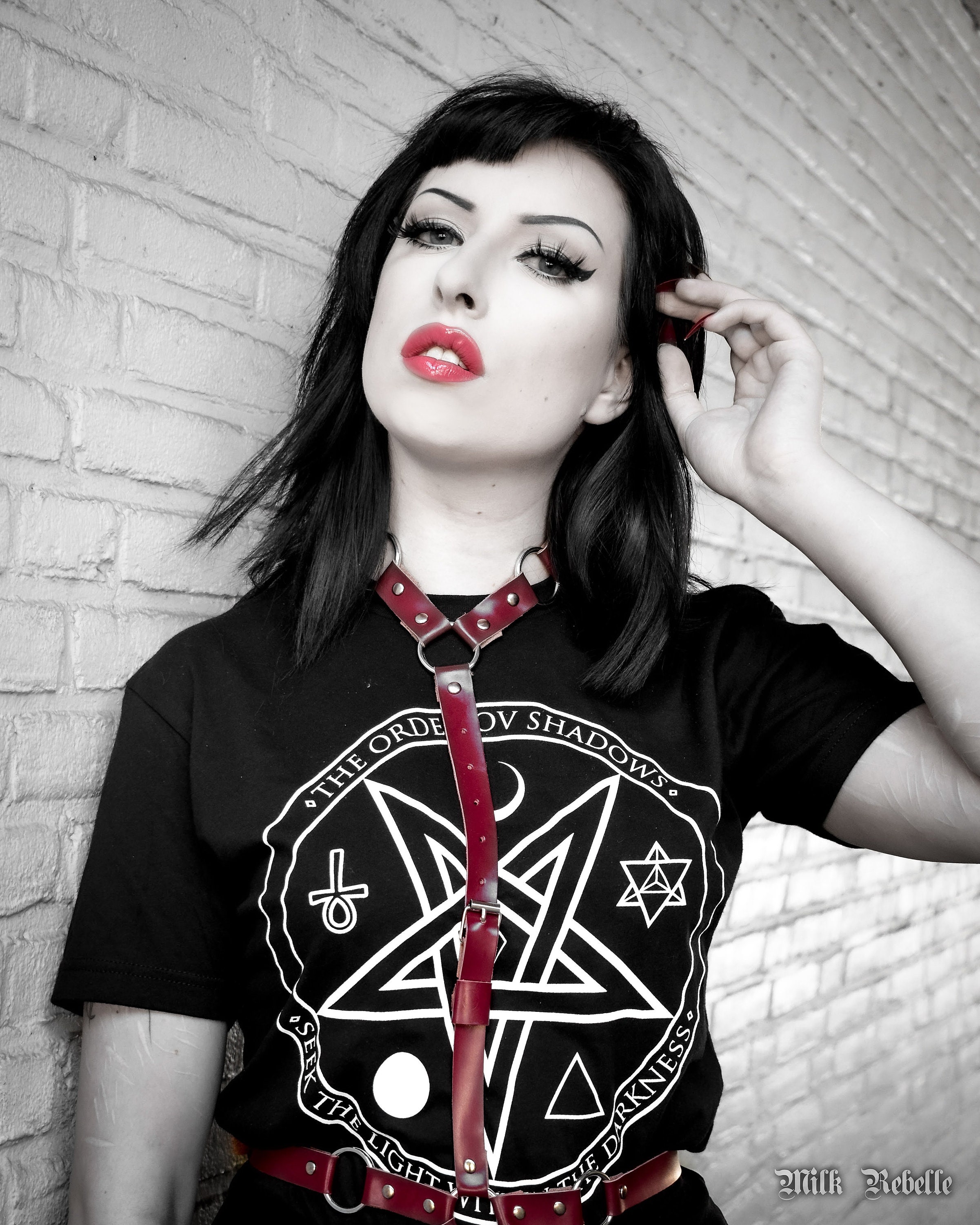 Ropa oculta Moda gótica Witchy Satanic Goth Ropa Camiseta gótica ...