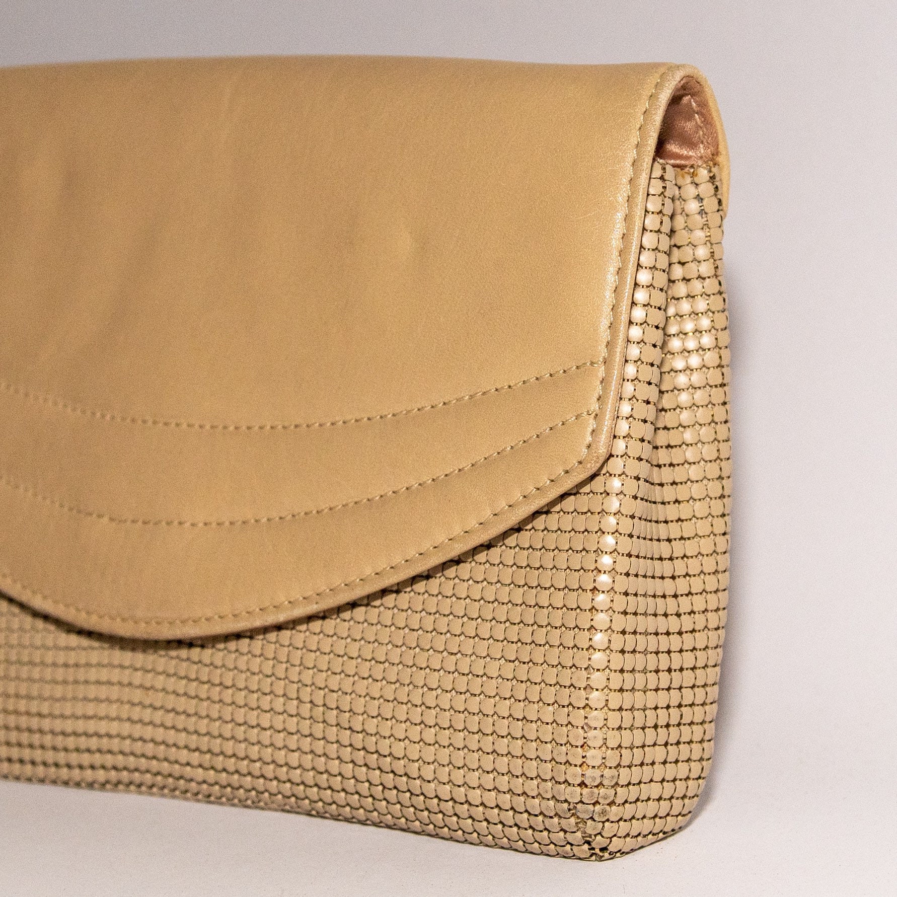 Vintage Glomesh Leather / Mesh Handbag Converts to Clutch - Tan Colour ...