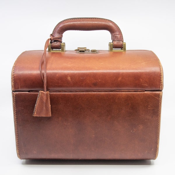 Vintage Leather Case - Etsy UK