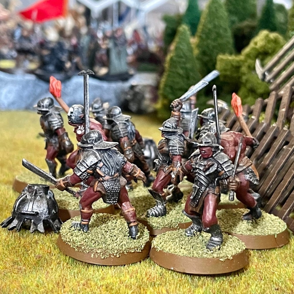 Uruk-hai Siege Troops 16 Painted Miniatures Half-orc Raiders - Etsy