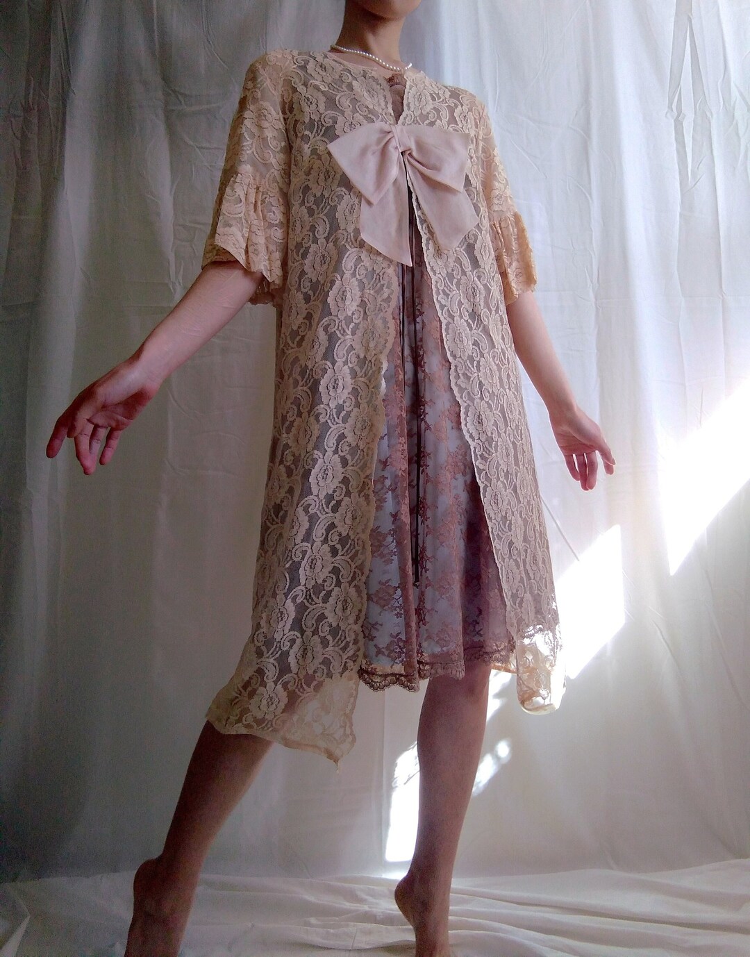 1950s/1960s Vintage Beige Lace Peignoir // Romantic Coquette Old ...