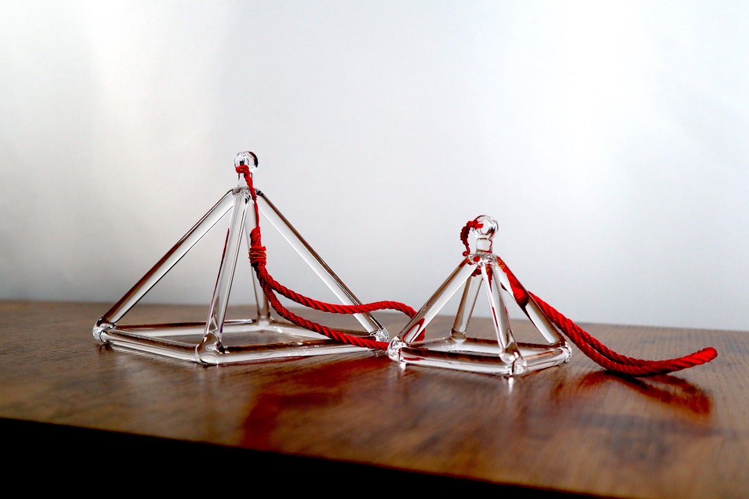 Clear Quartz Crystal Singing Pyramid 3 Inch 5 Inch Padded Carry Case ...