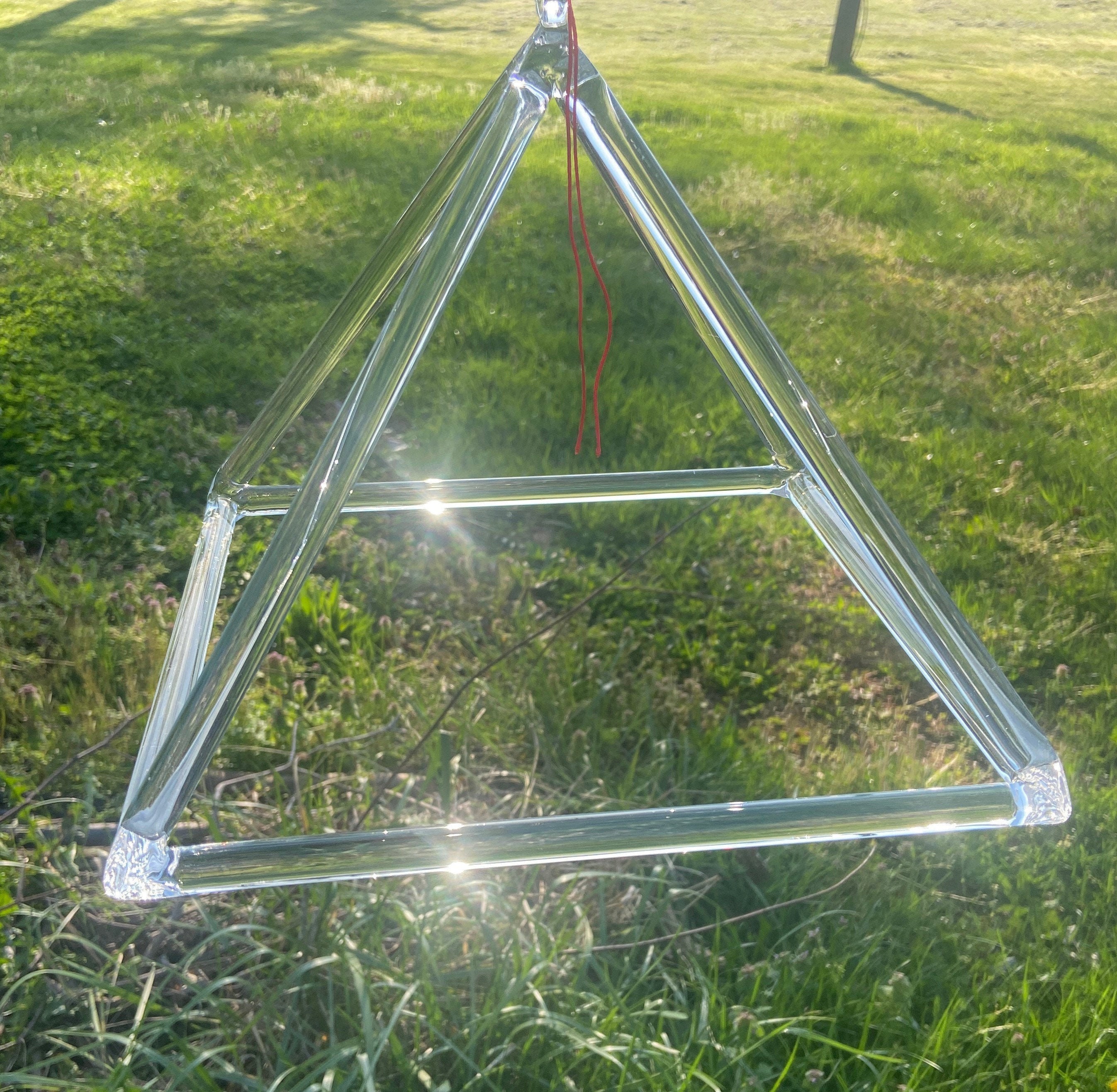 10 Clear Quartz Crystal Singing Pyramid Sound Vibration - Etsy