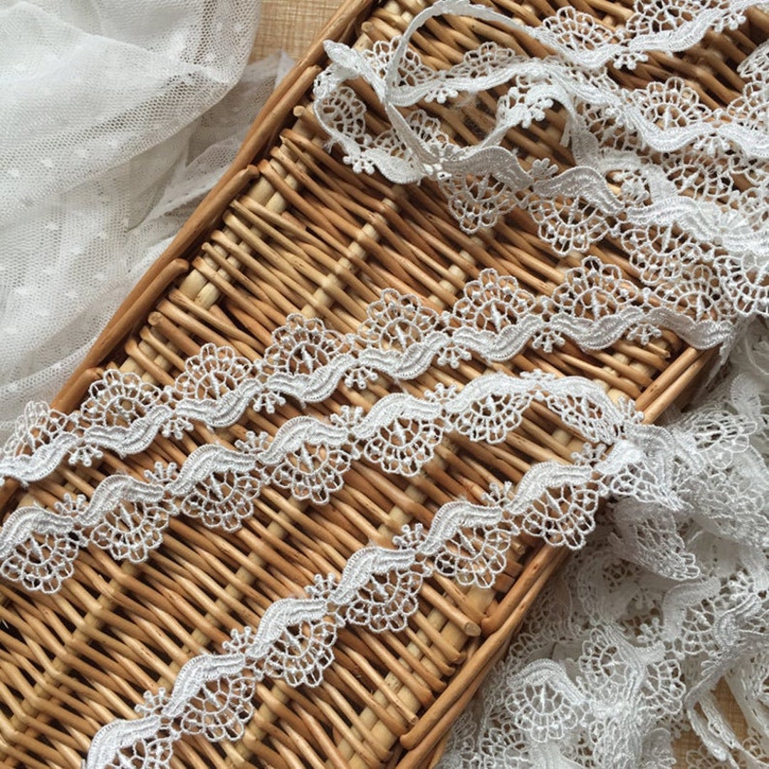 2 Yards Ivory Blumen Stickerei Alice Spitzenborte, Retro Florale ...