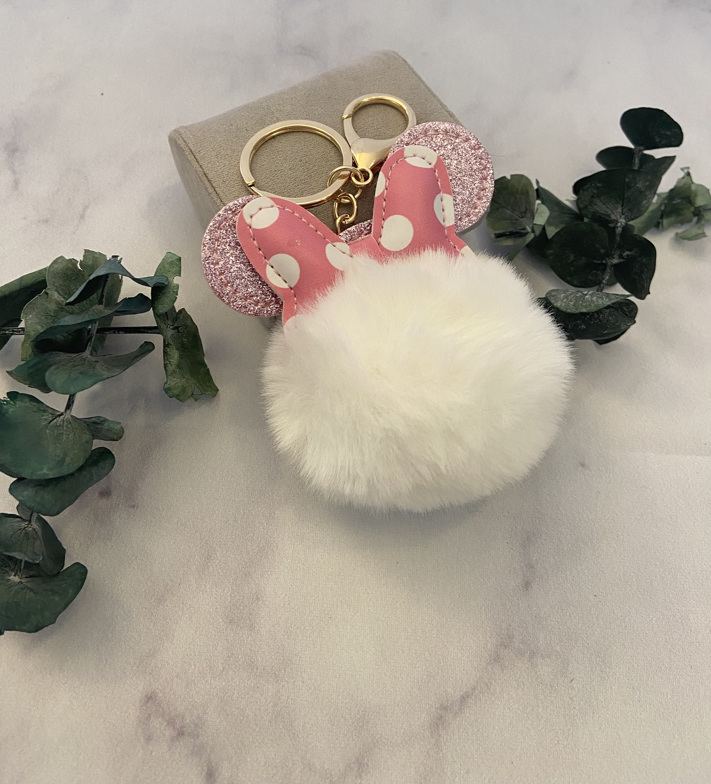 Keychain Minnie Mouse Ears keychain Pom Pom Minnie ears | Etsy