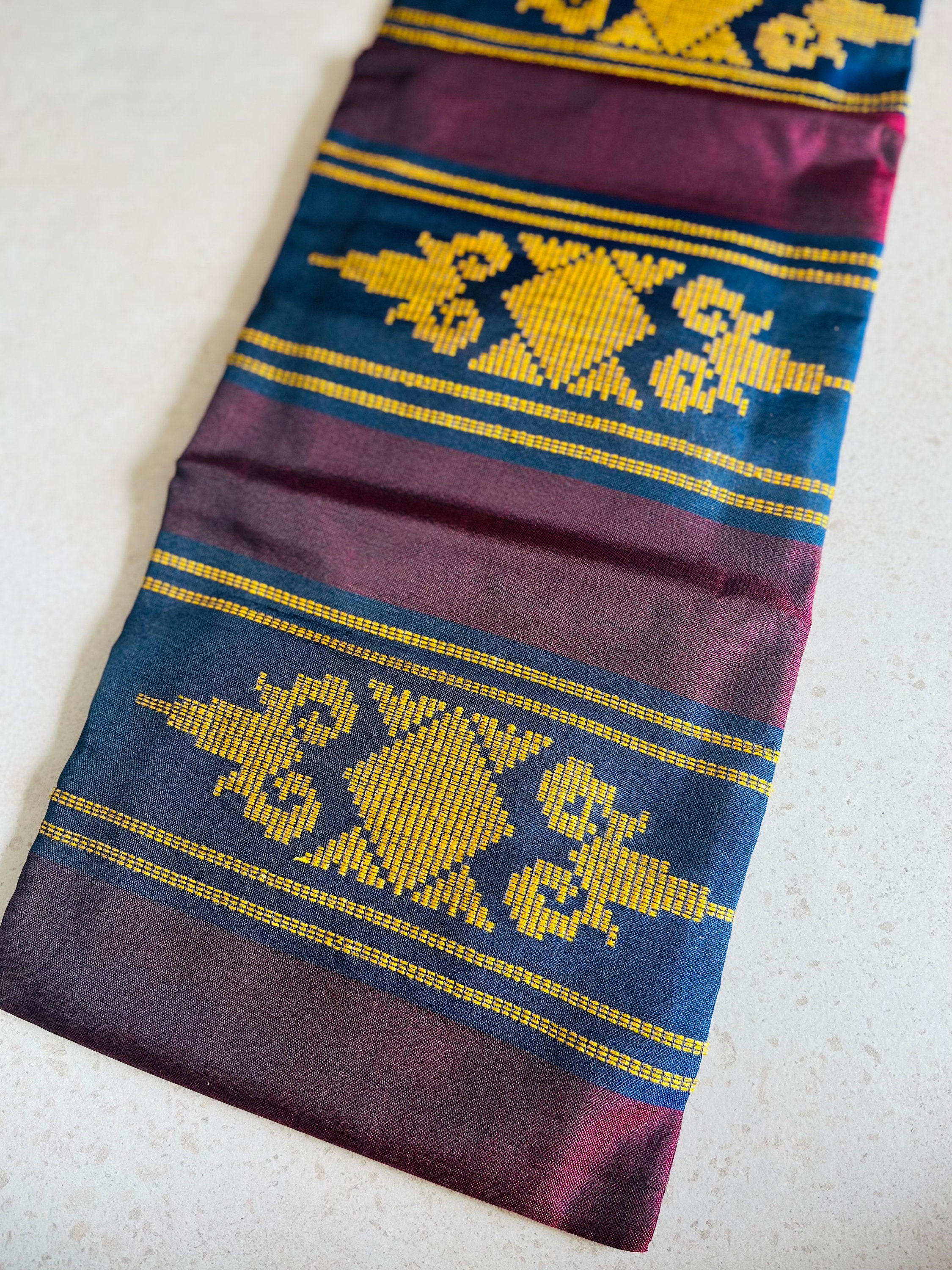 Woven Inaul Malong Philippines Ethnic Handwoven Textile Ranun Mindanao ...