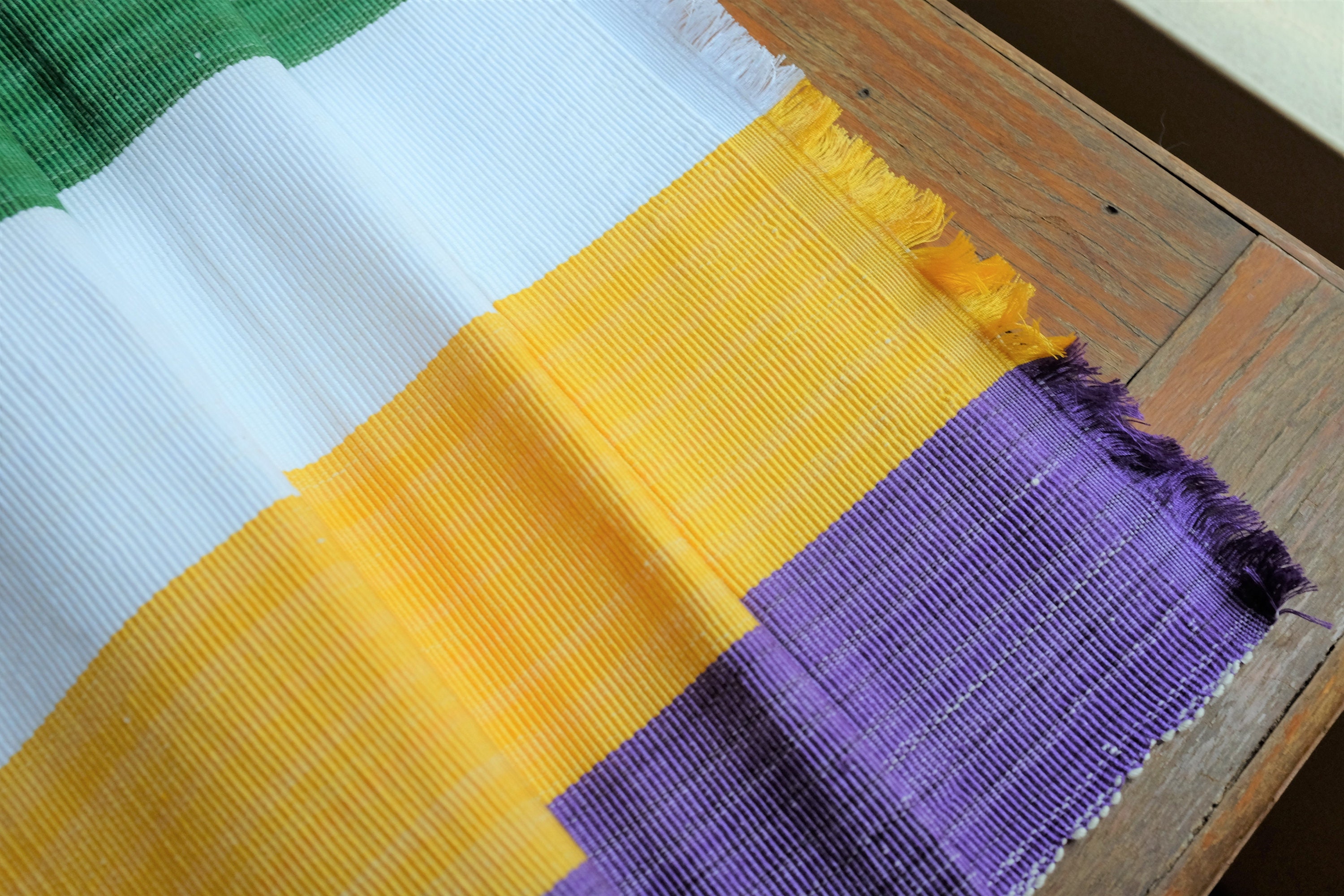 Sapin-sapin Pinilian Abel Inabel Checkered Fabric/table Runner/bed ...