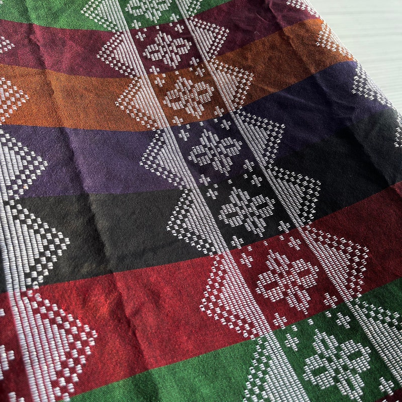 Philippine Tapis - Etsy