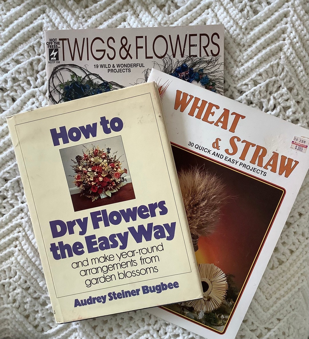 Dried Flower, Wheat, Straw, Twig Arrangement and Weaving Books ...