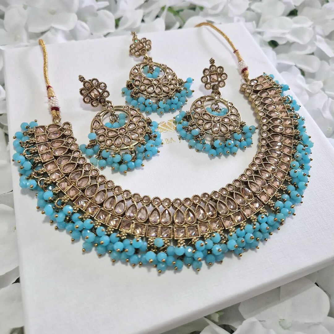 Light Blue Beaded Indian Necklace Set: Gold Earrings Tikka Jewelry - Etsy