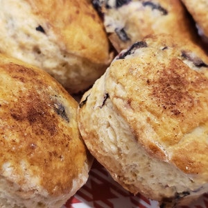 Mothers Day Freshly Baked Scones, Scone Gift Box, Picnic Box, 8 Pieces ...