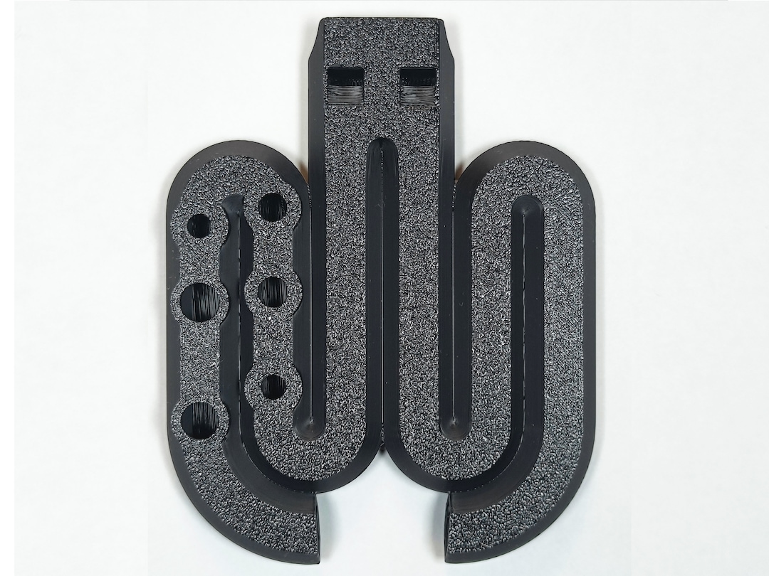 Octo Tune Unique Twisted Drone Flute Keys B to D Major, Pocket-sized ...