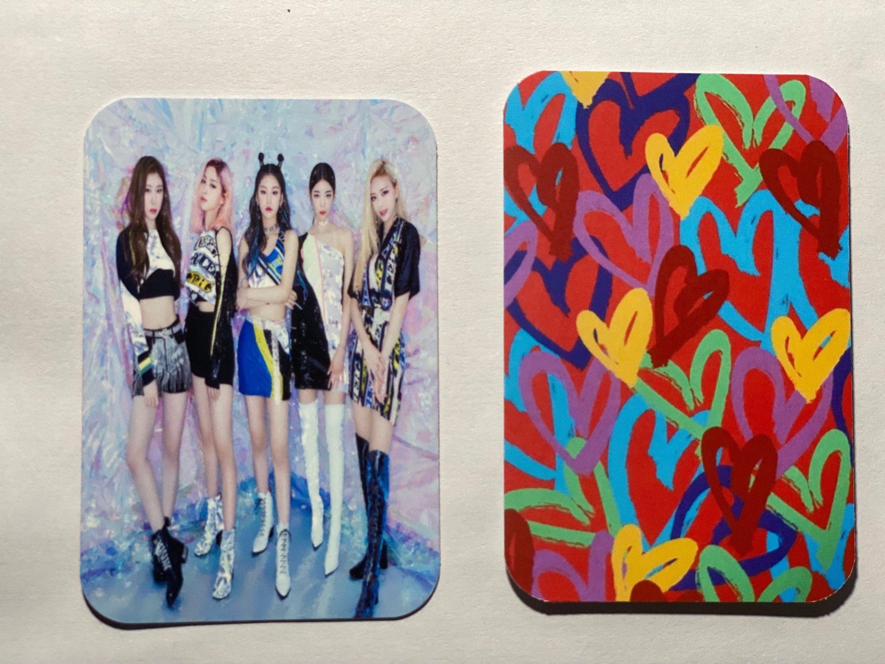 ITZY Group Glossy Photocards With Freebies Included - Etsy