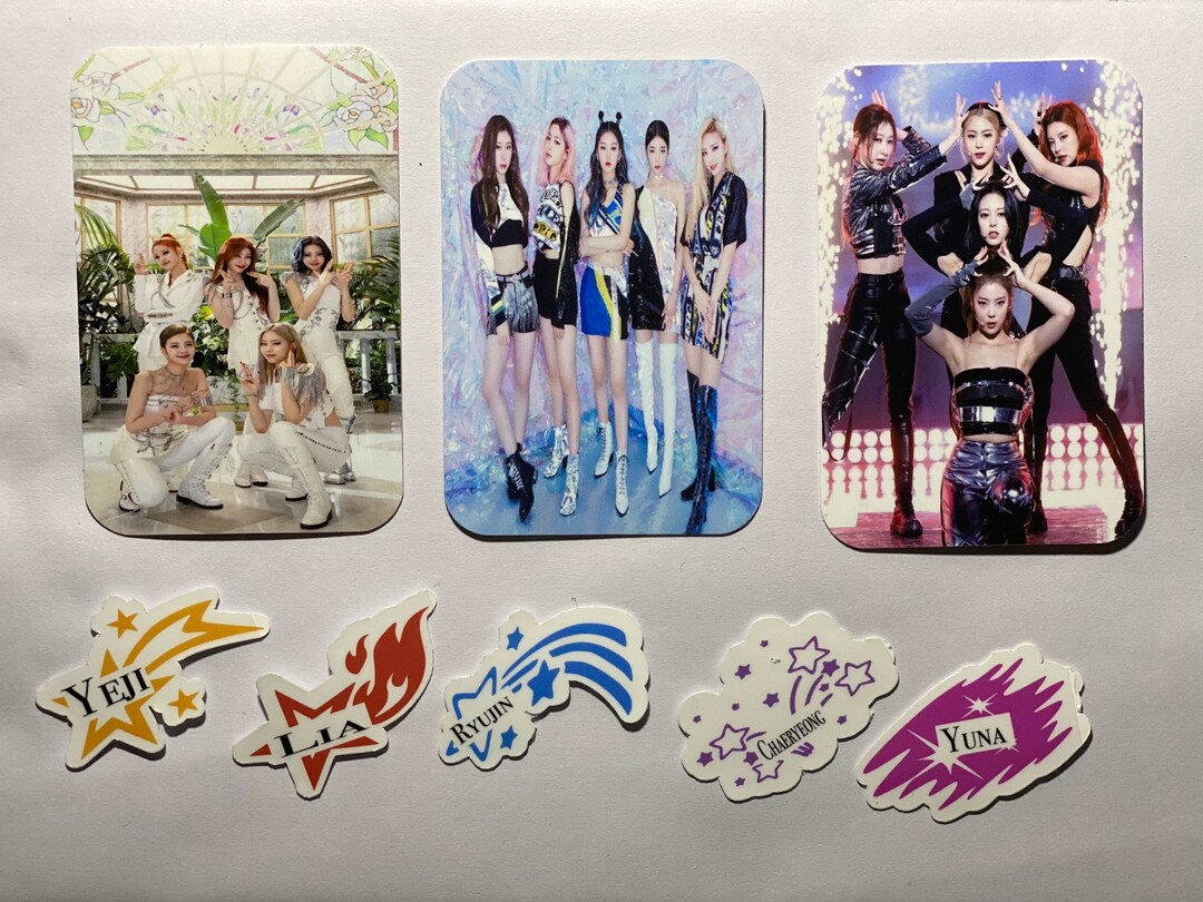 ITZY Group Glossy Photocards With Freebies Included - Etsy