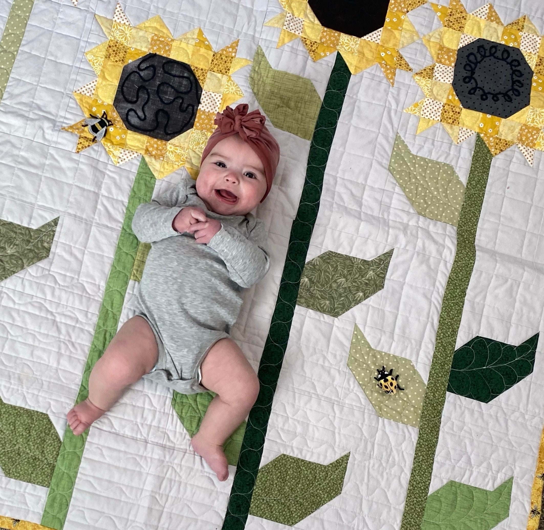 Sunflower Quilt - Etsy