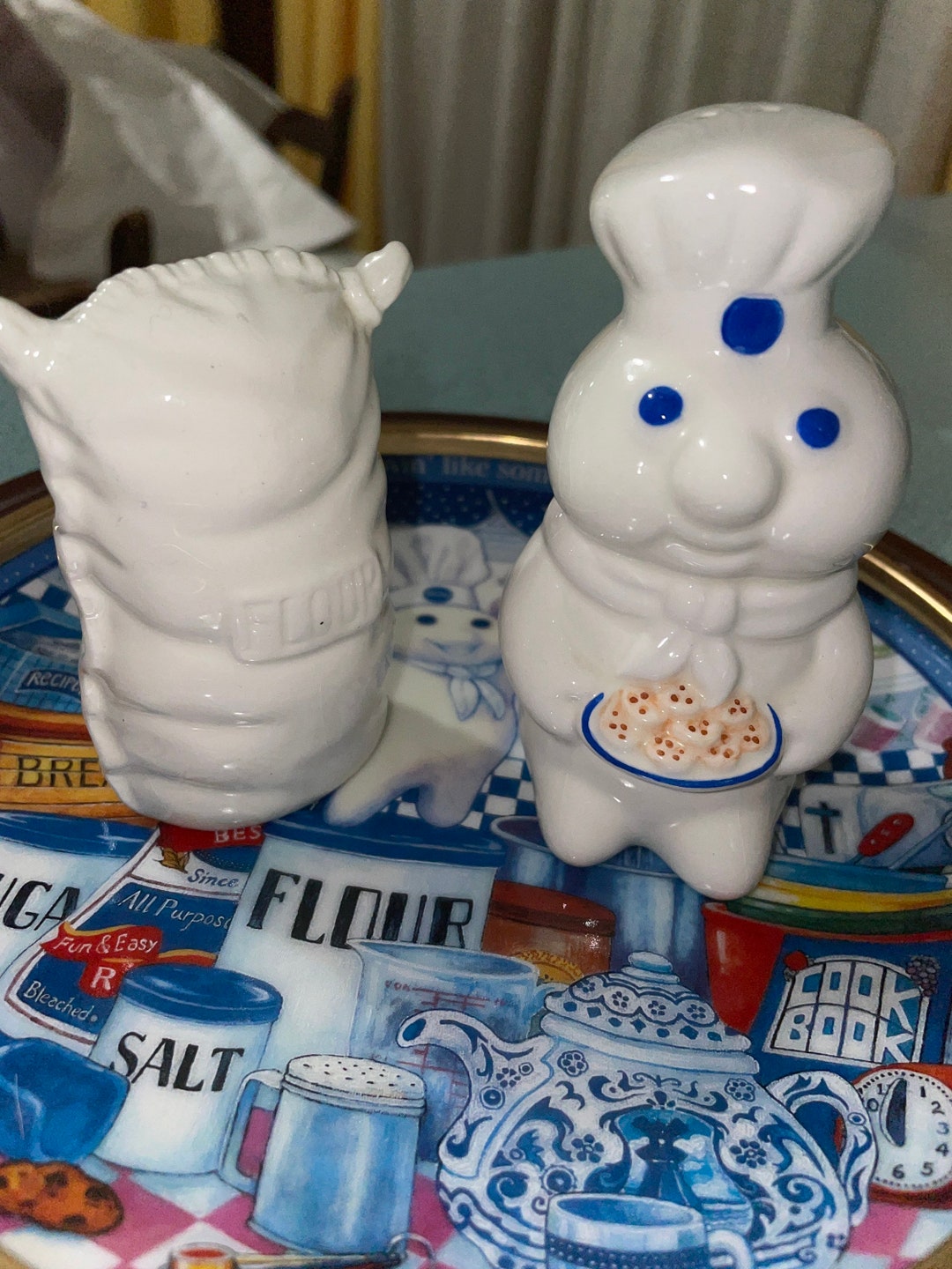 Pillsbury Doughboy Salt Pepper Shaker Set Benjamin and Medwin Vintage ...