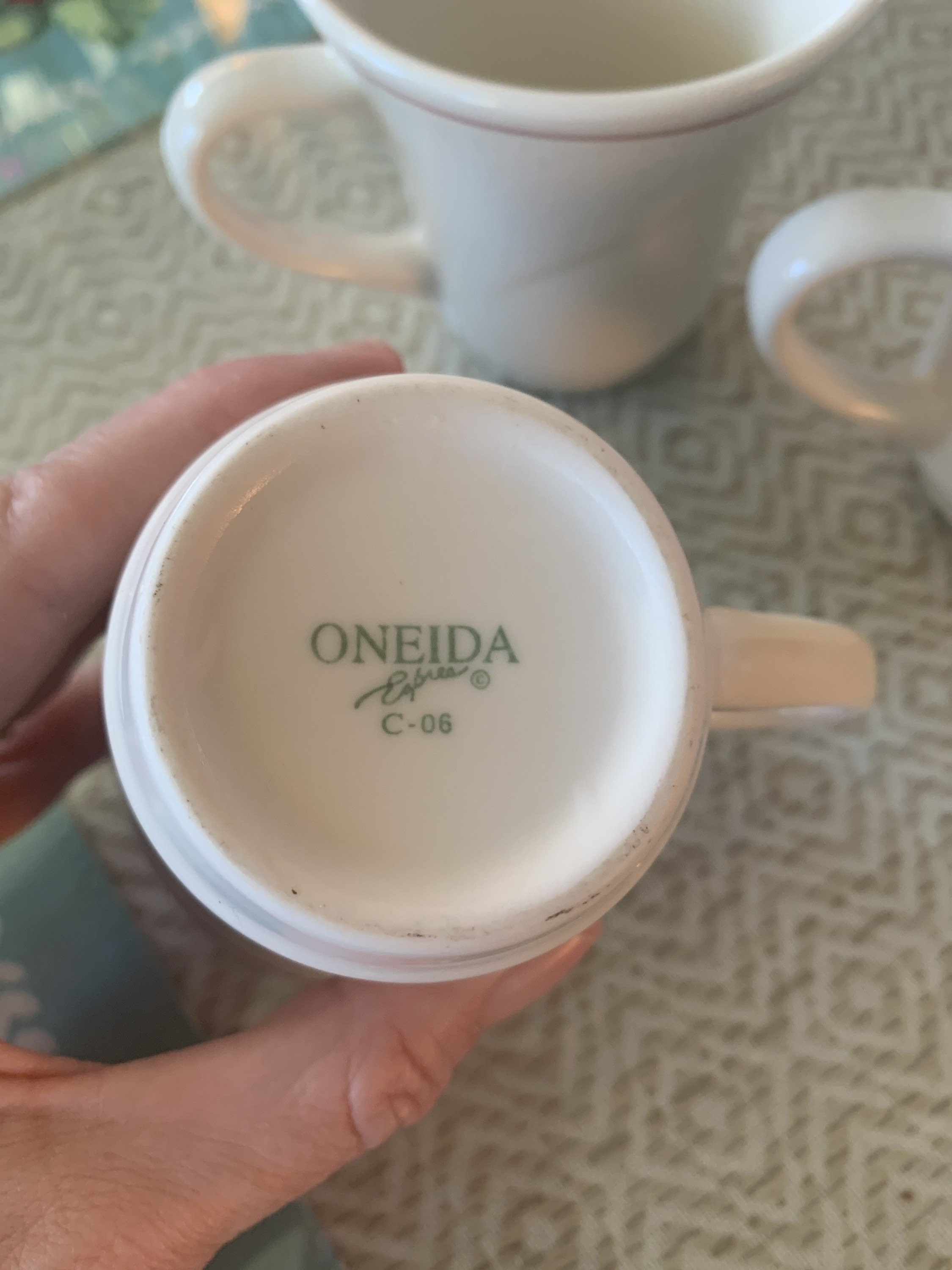Oneida Diner Cups: Red Trim Vitrified China Coffee Cups, Set of 3 - Etsy
