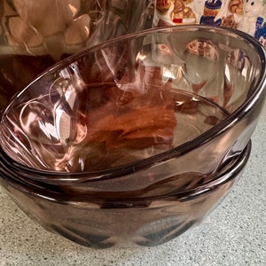 Brown Glass PYREX Salad Bowl Set Thumbprint Teardrop Pattern PYREX ...
