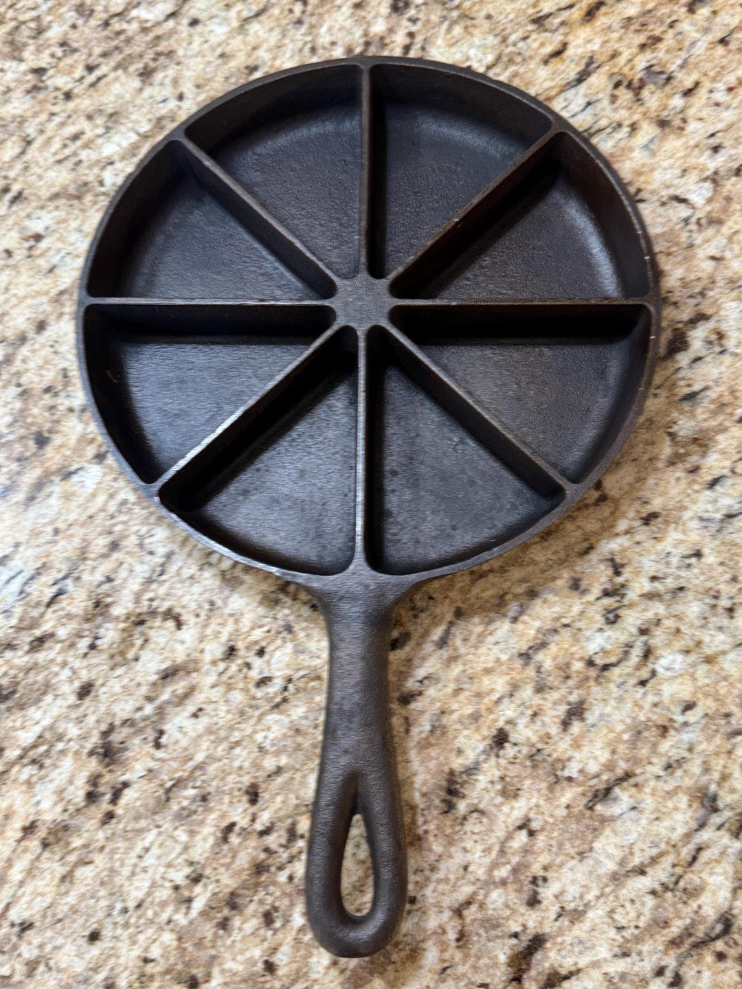 Cast Iron Divided Cornbread Skillet Primitive Baking Pan Cast Iron ...