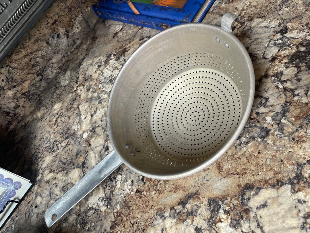 Vintage Wear Ever Aluminum Colander 3102 Hook and Handle - Etsy