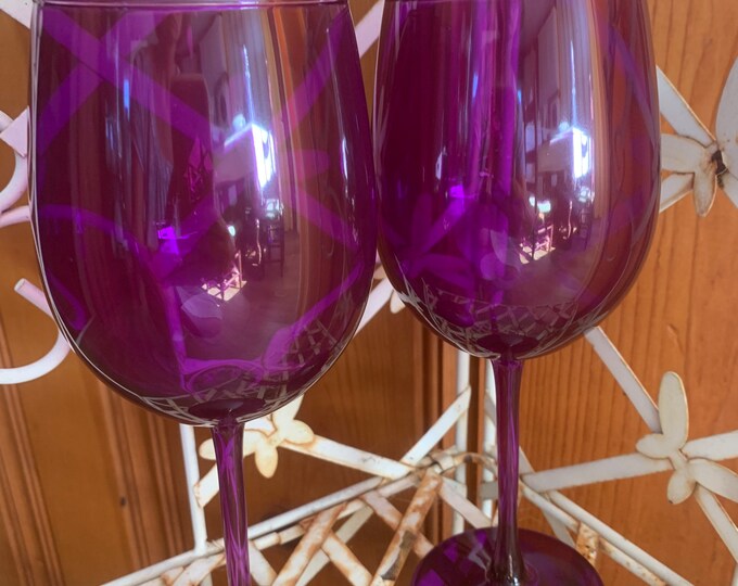 Amethyst Glass Wine Glasses, Purple Glass Barware, Deep Purple Stemware ...