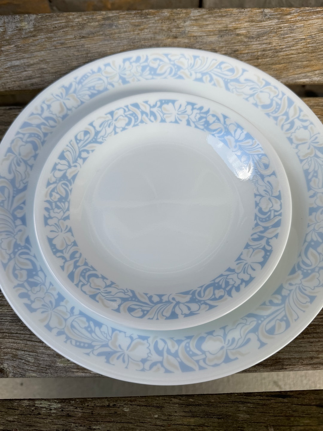 Corelle Sea and Sand Dinnerware Vintage Corning Corelle Blue Floral ...