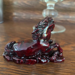 Red Resin Horse Figurines Small Red Stallion Statues Chinese Red Feng ...
