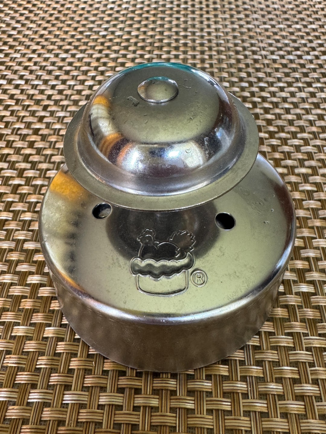 The Pampered Chef Cut and Seal Pastry Gadget Spring Handle Round ...