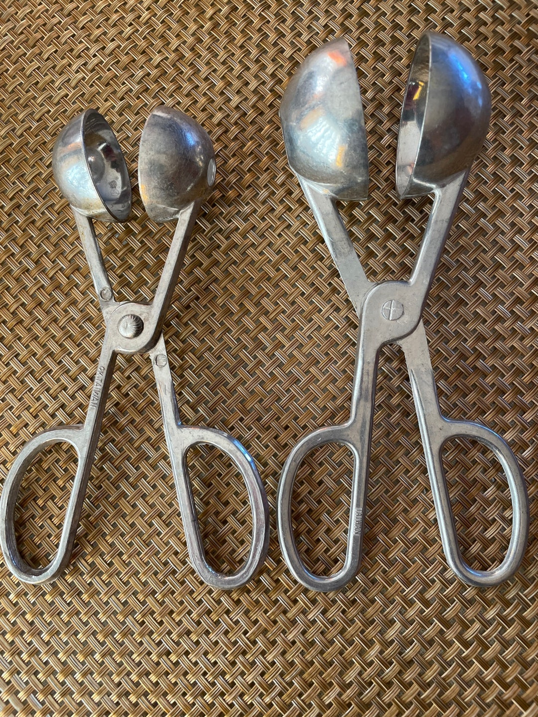 Vintage Aluminum Meatball Maker Two Handle Ice Cream Melon Scoop Fruit ...