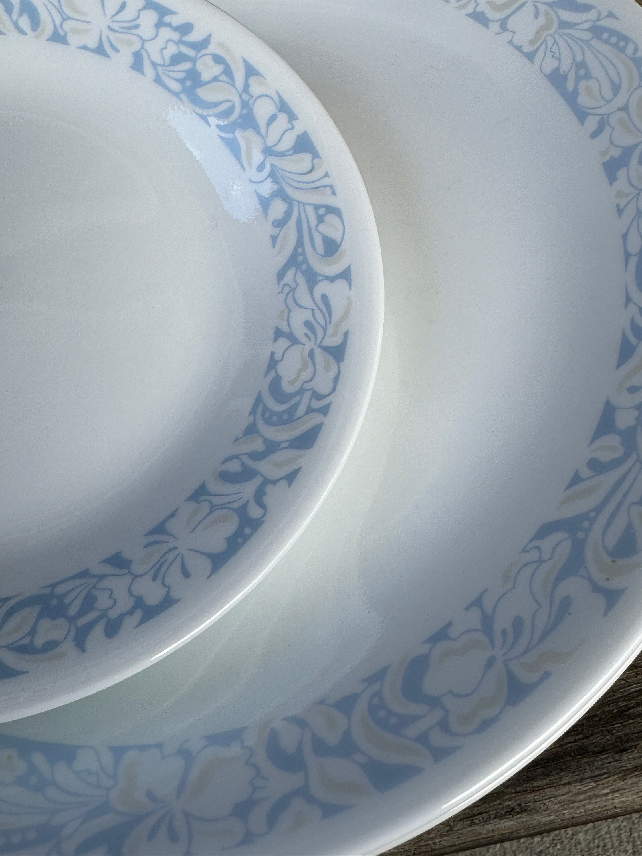 Vintage Corelle Sea and Sand Dinnerware: Blue Floral Vitrelle Set of 7 ...