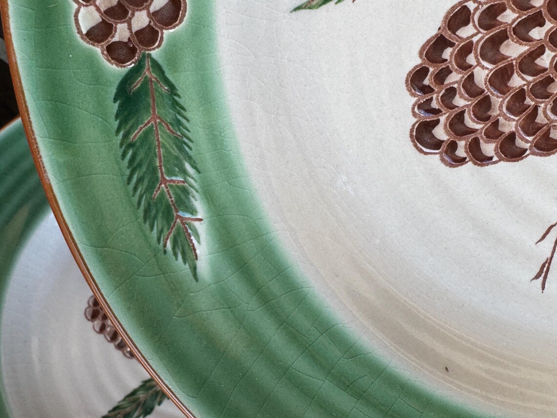 Christmas Dinnerware Set Pine Cone Hampton Forge Green Bands 6 Piece ...