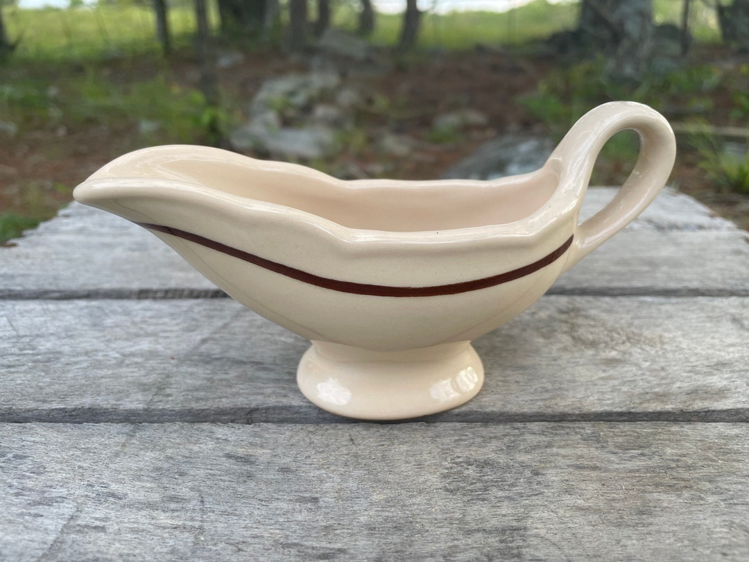 Shenango Pottery Sauce Pitcher Gravy Boat Shenango Diner Ware Tan Brown ...