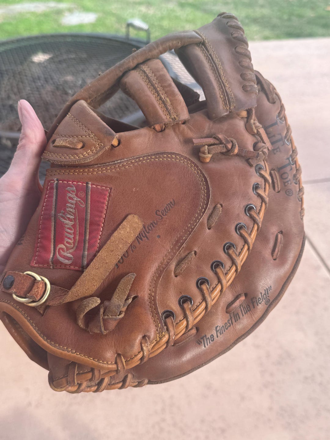 Vintage Rawlings Leather Catcher's Mitt: Lite Toe Deep Well Fastback ...