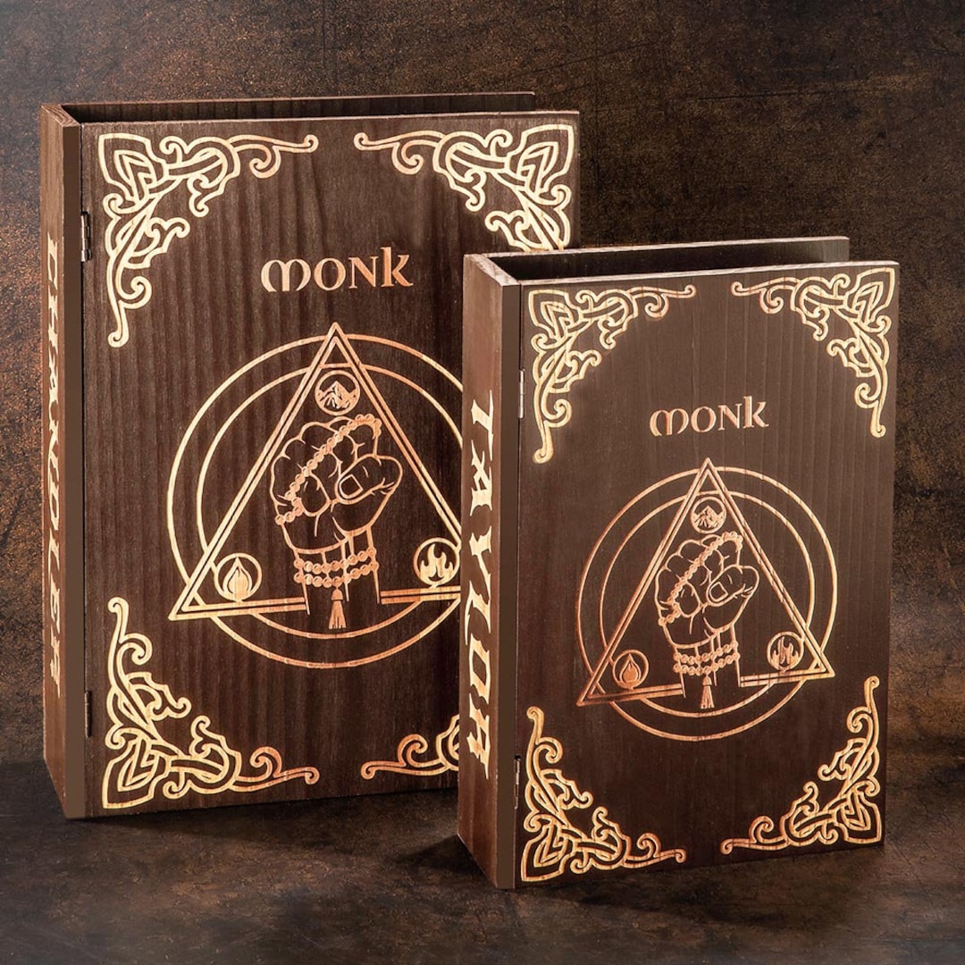 Personalized Wooden DND Dice Box, Dice Holder Box, Dice Storage ...