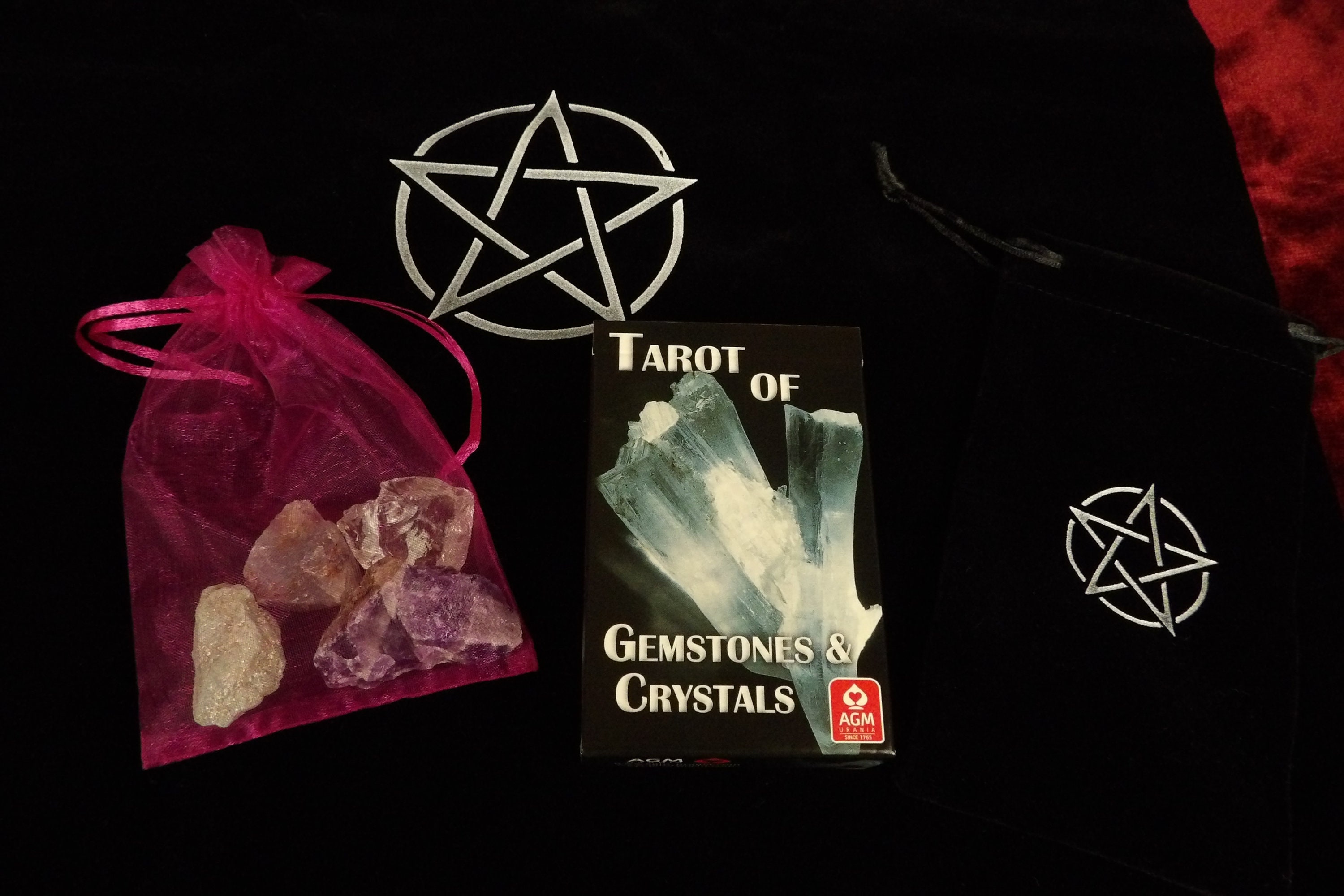 Tarot of Gemstones and Crystals, 78 Card Tarot Deck With Velvet Pouch ...