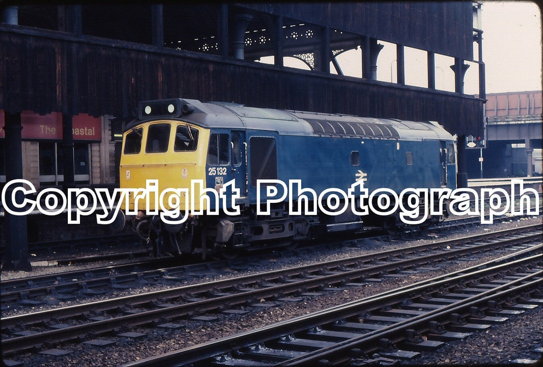 Original 1980s Colour Slide British Rail Class 25 Diesel Locomotive - Etsy