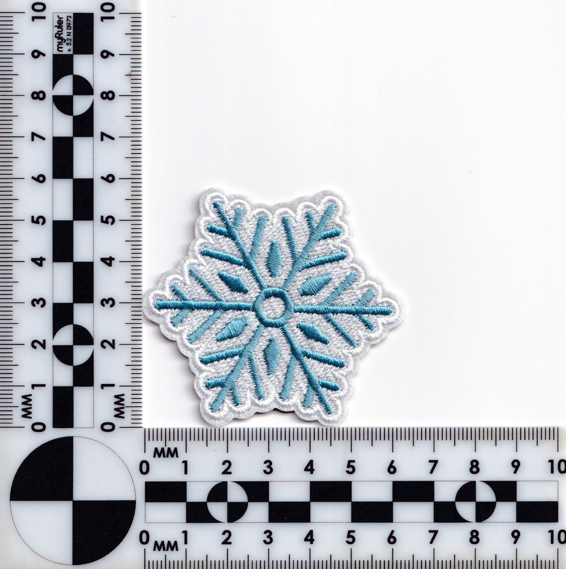 Christmas Snowflake Patch Iron-on Embroidered Snow Xmas Patch Applique ...
