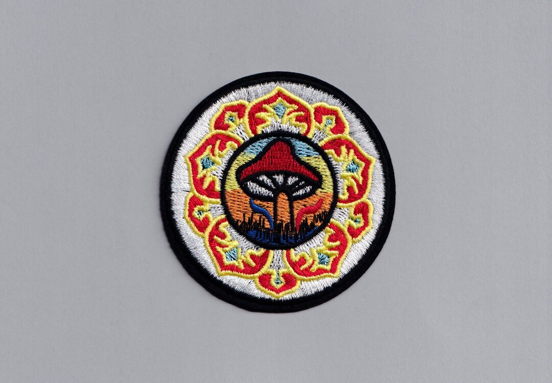 Embroidered Iron-on Magic Mushroom Patch Applique Hippy Psychedelic - Etsy