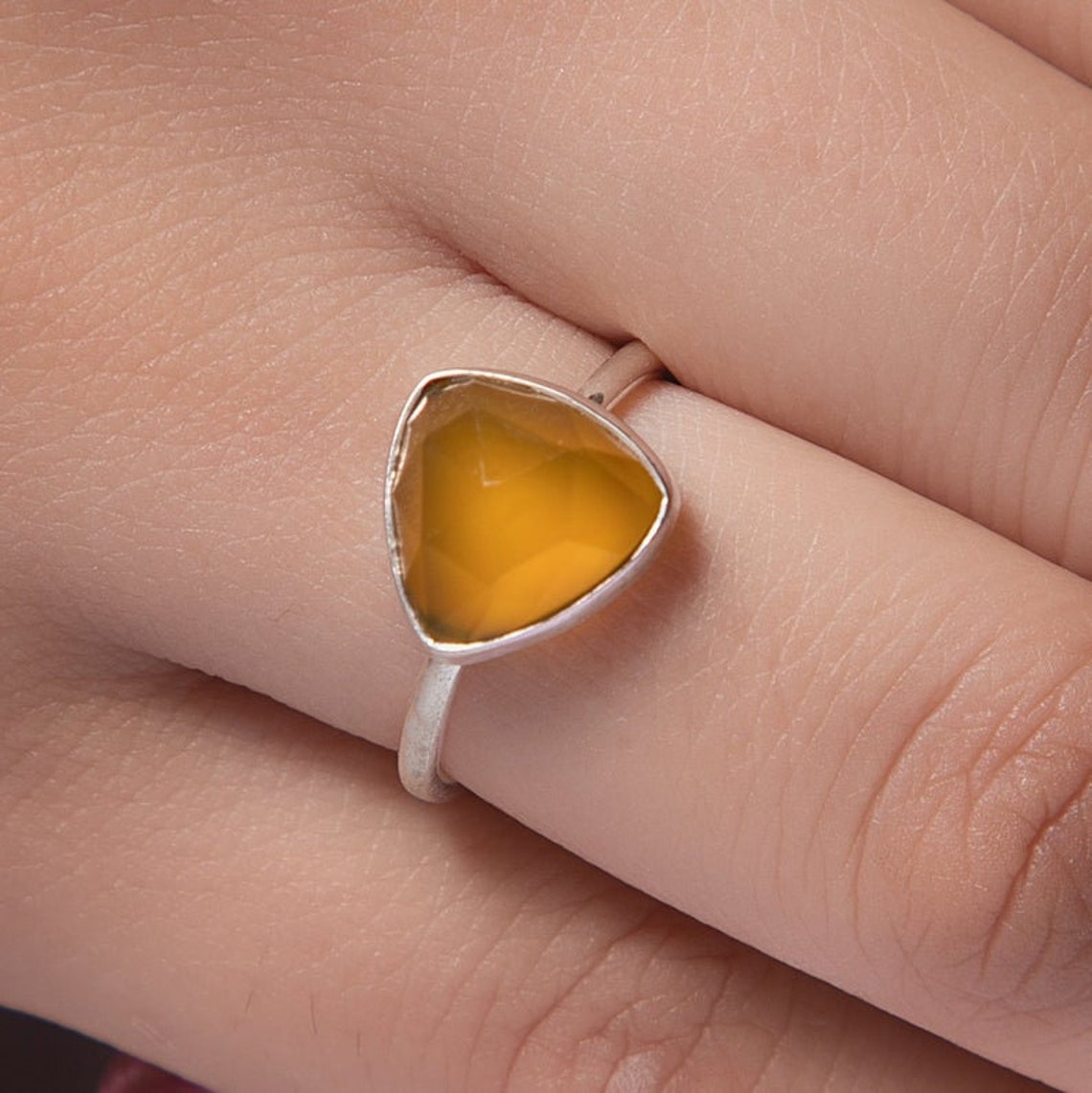 Yellow gemstone ring Sterling Silver Ring Mango Chalcedony - Etsy España