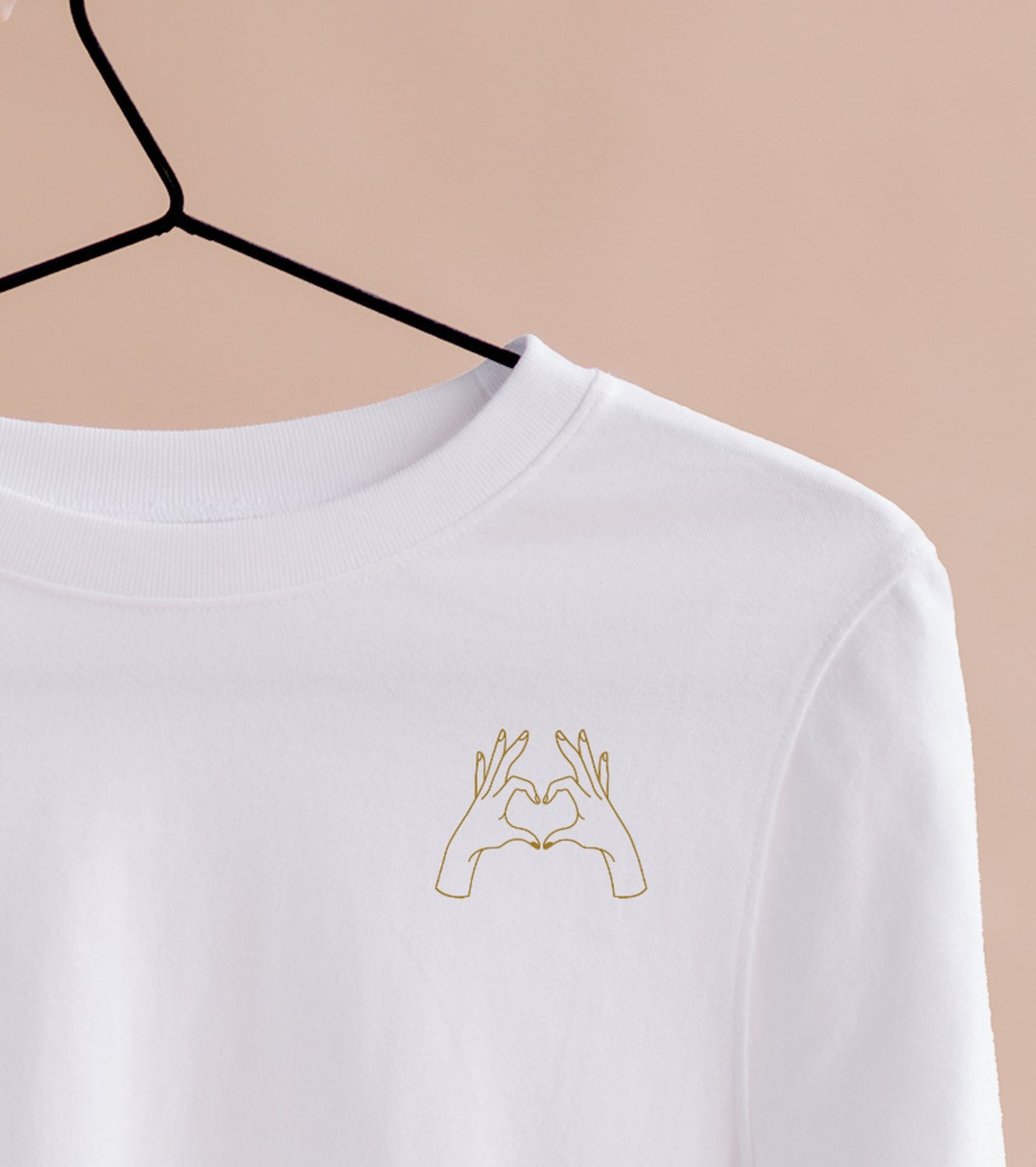 T-shirt Line Art - Minimalist and Stylish T-shirt - Etsy
