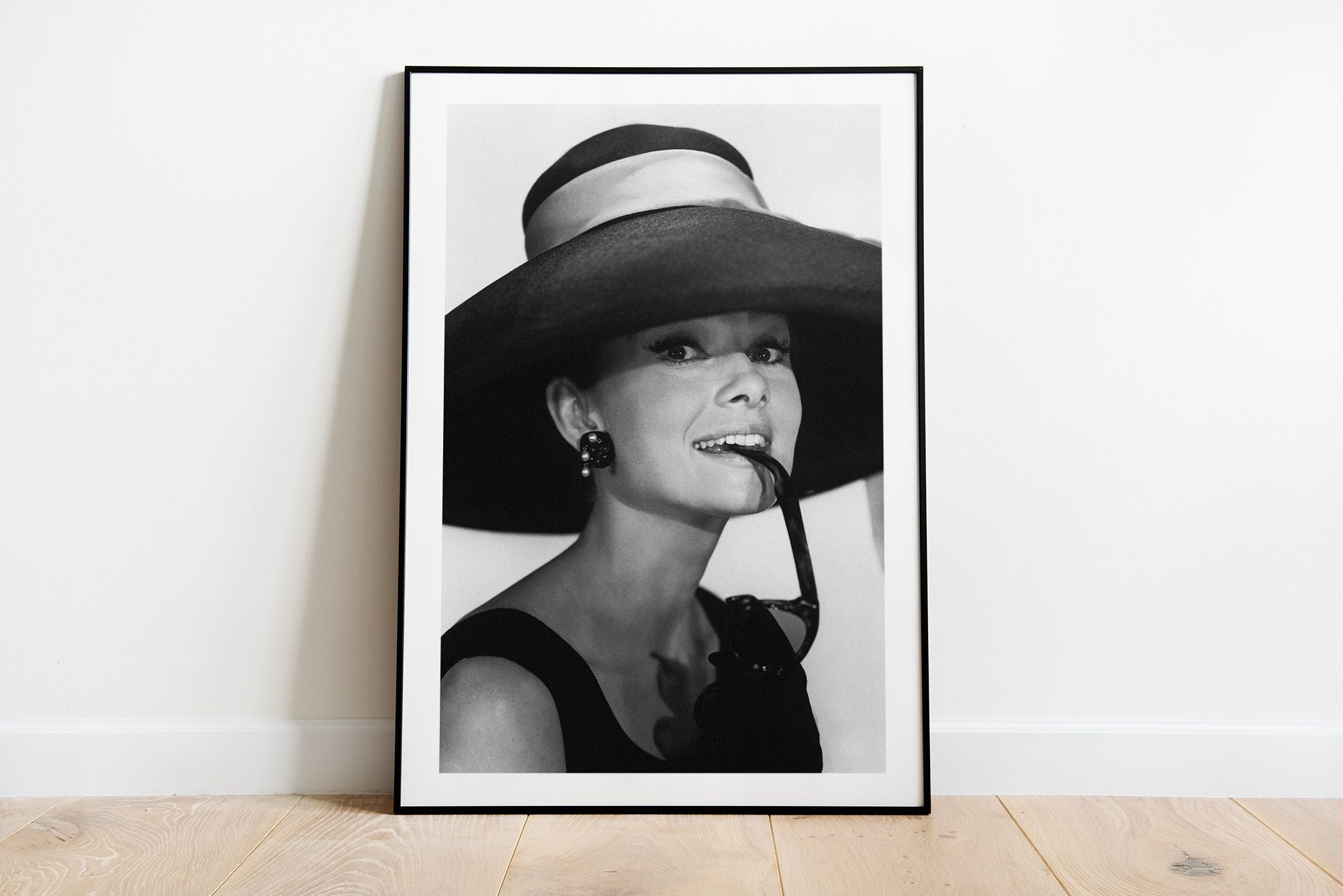 Vintage Audrey Hepburn Printable Wall Art, Black and White Photography ...