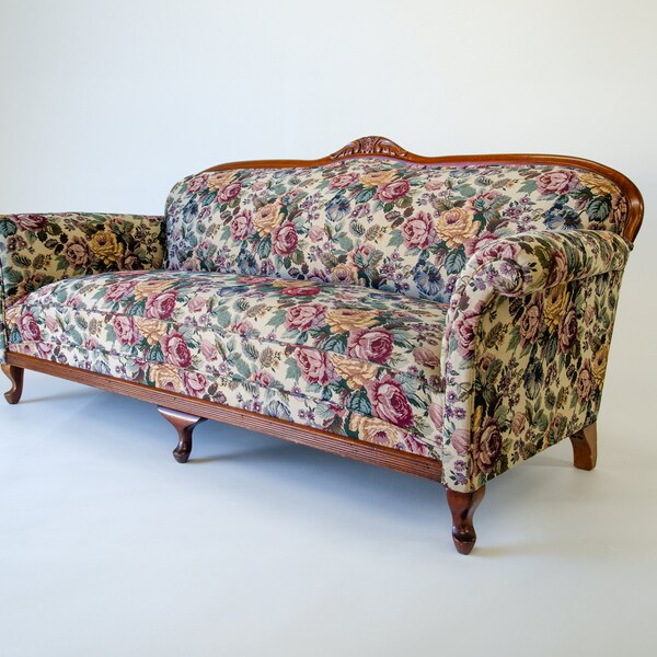 Victorian Couch - Etsy