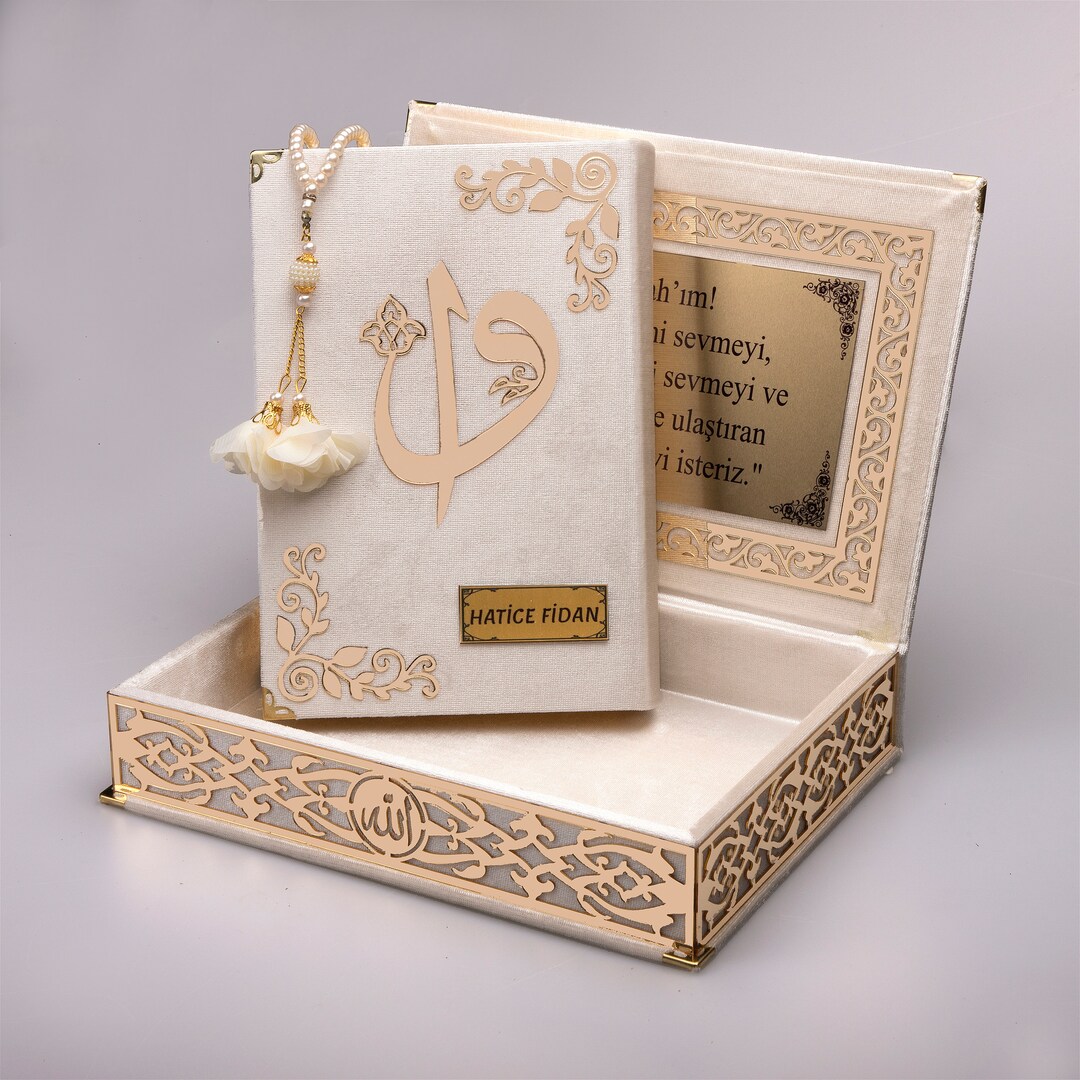 Personalized, Gold Pattern Velvet Quran Set With Pearl Prayer Beads ...