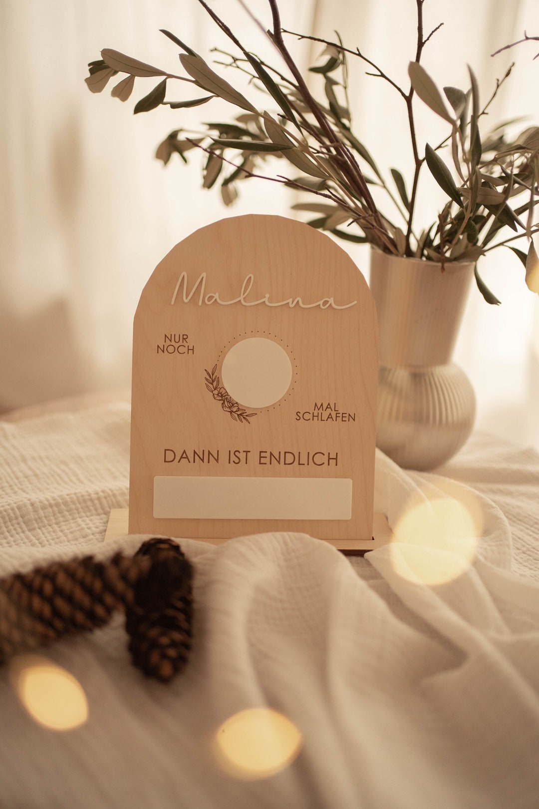 Decorative Christmas Countdown Stand Made of Wood and Acrylic Glass for ...