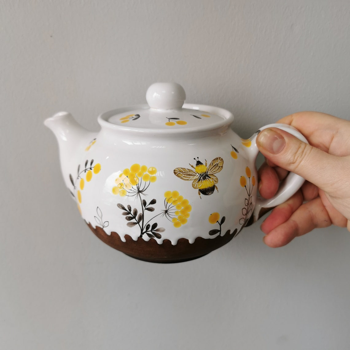 Teapot With Bee Bumblebee for Herb Tea. Very Cozy and - Etsy