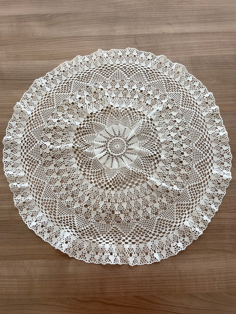 Vintage Hand Crochet Lace Big Doily Place Mat - Etsy